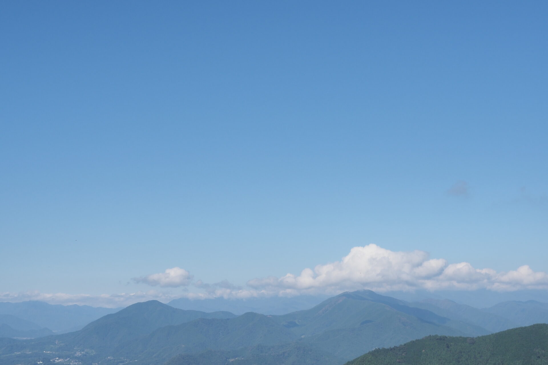 【日帰り登山】陣馬山から高尾山へ！縦走登山に挑戦！ - Yamarii Magazine(あの山に行きたいを叶える)